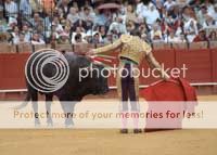 การสู้วัวกระทิงของสเปน (LA CORRIDA DE TOROS) ป่าเถื่อน หรือ งดงามน่าดูชม?