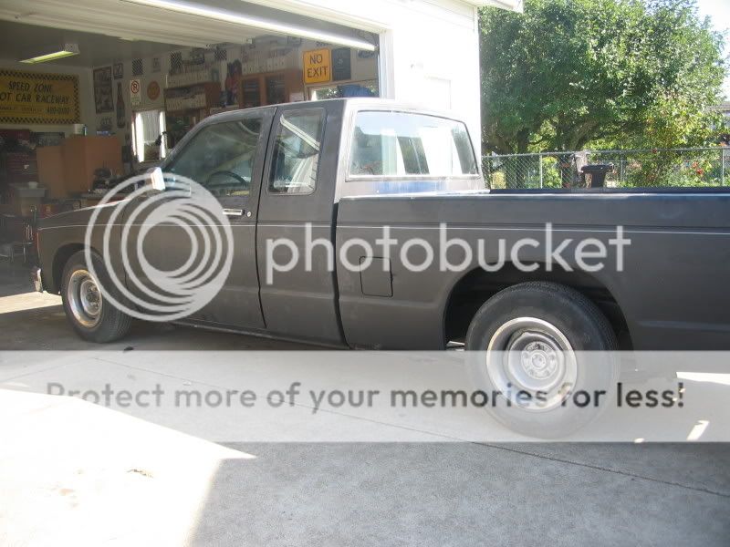 Lowered V8 first gen S10 Q's | S-10 Forum