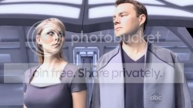 V: The Series - Lisa/Joshua #2: "You're very brave, Joshua." - "Thank ...