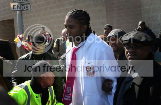 Infant girl Jonylah Watkins, shot while dad changed nappy, dies in Chicago
