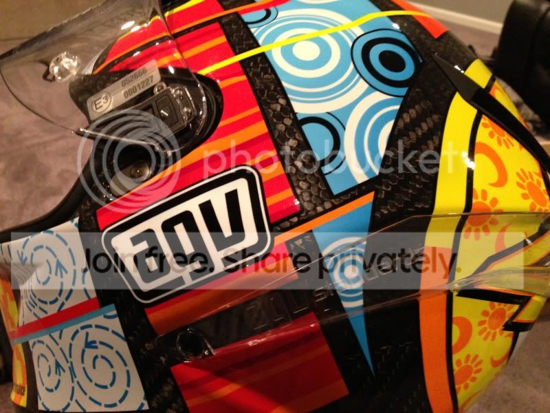 Valentino Rossi AGV Pista Elements - Project 46 - 2.7lbs full carbon ...